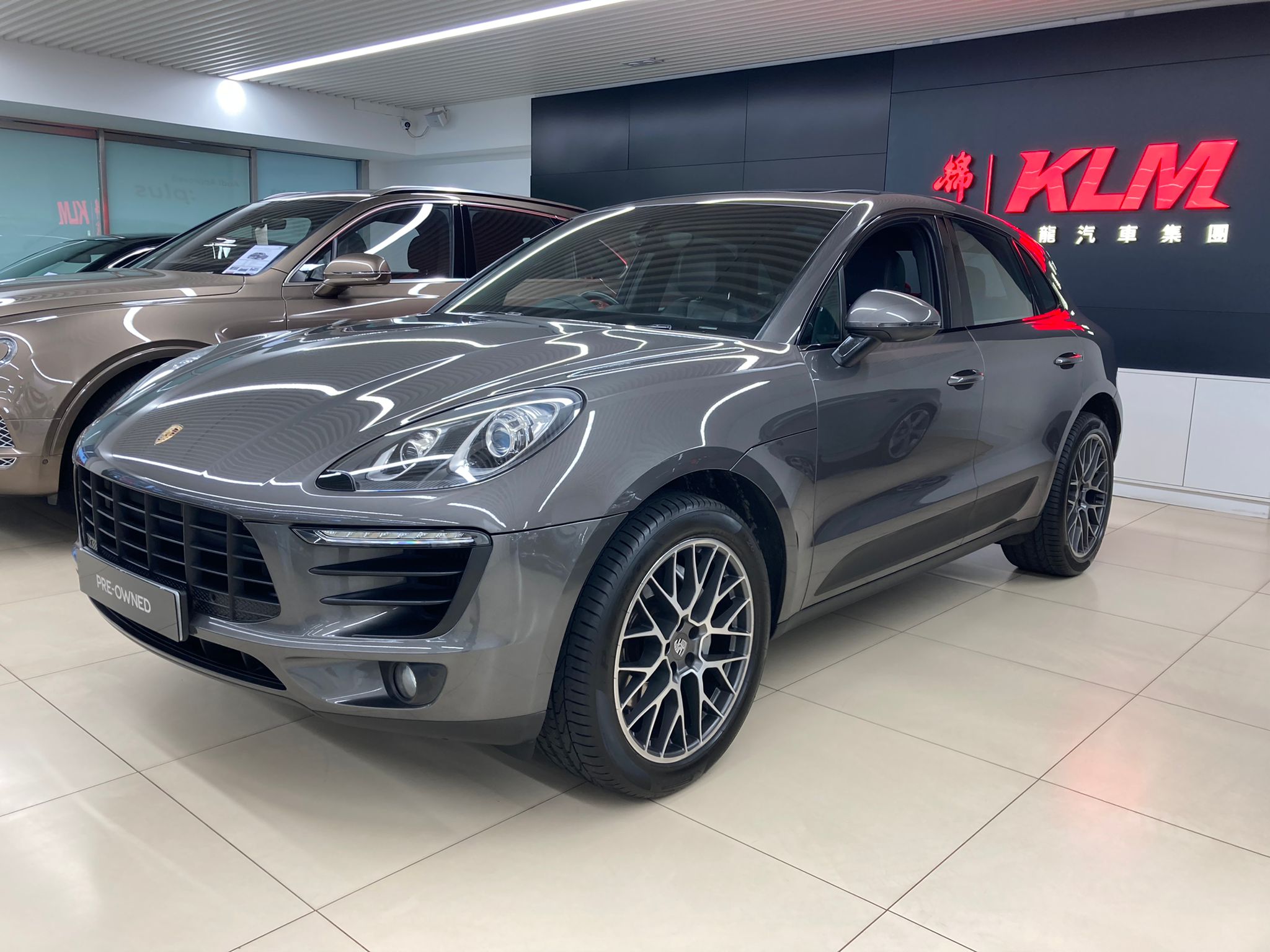 KLM Pre-owned Cars