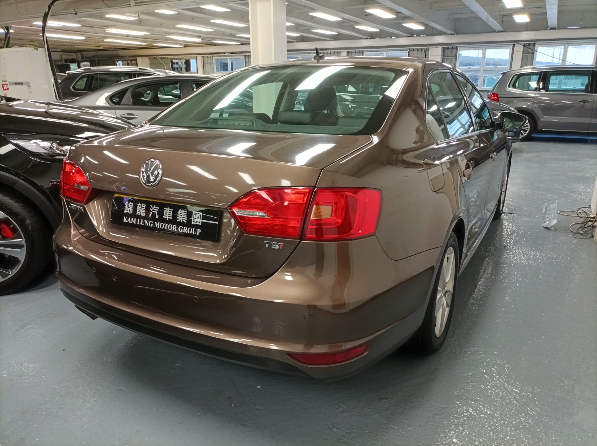 KLM Pre-owned Cars